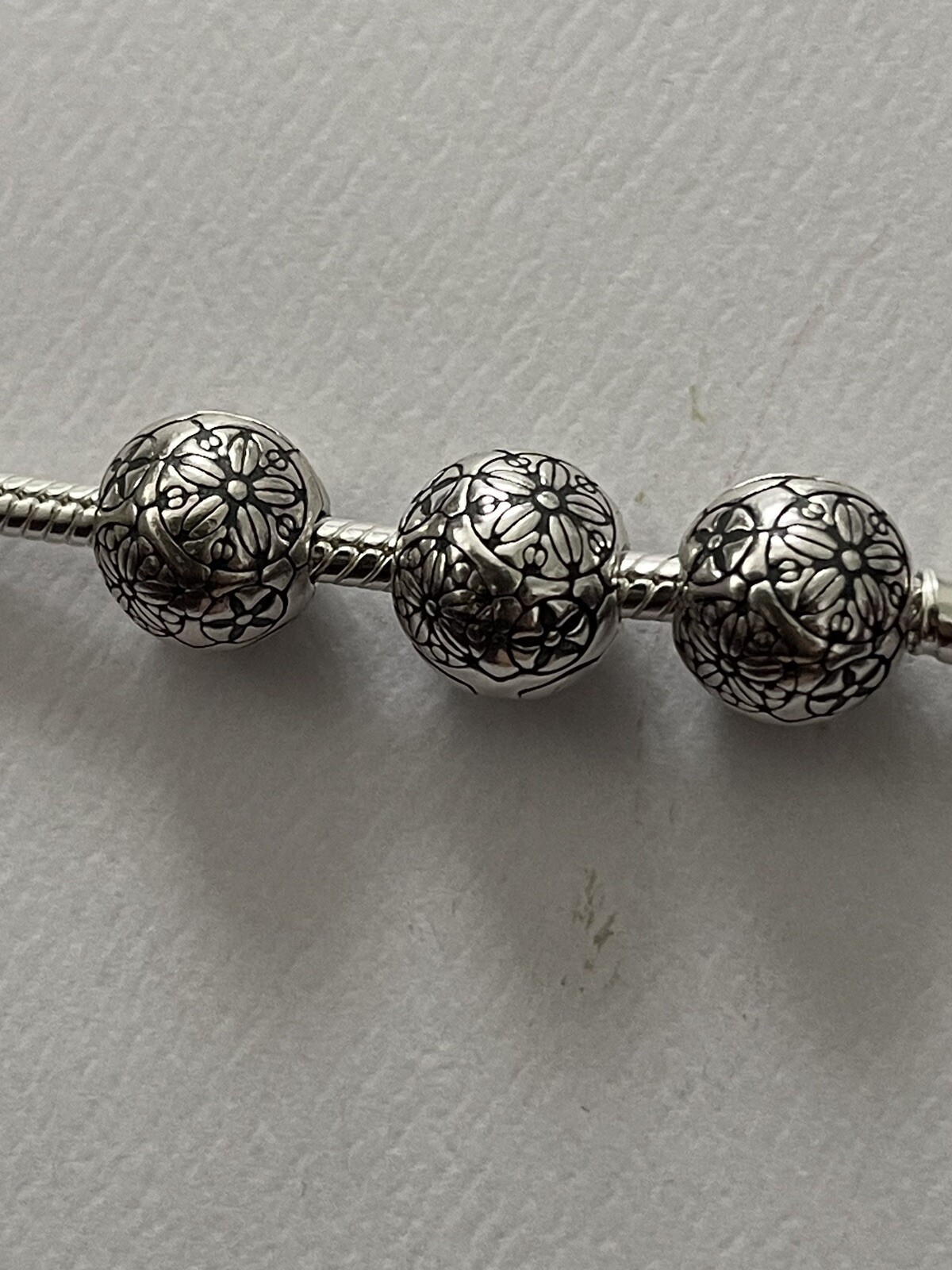 authentic pandora Daisy Flower Clip Retired Charms Ea… - Gem