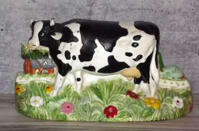 Vintage Big Arrow Holstein Cow Chewing Cud Grass at Barn Farm Doorstop ...