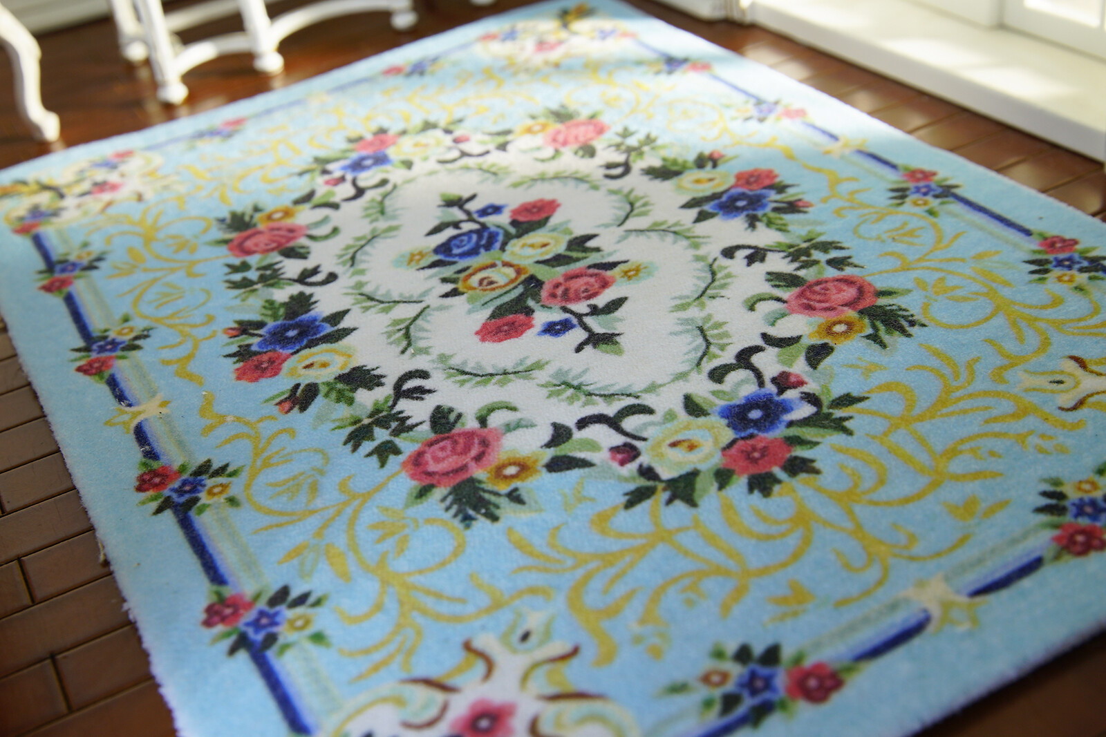 Beautiful Light Blue Colorful Roses Aubusson Design Dollhouse 1/12 Rug ...