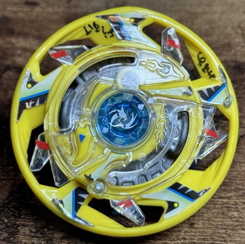Maximum Garuda 8flow Flugel B-87 01: Beyblade Burst God Prize Takara ...