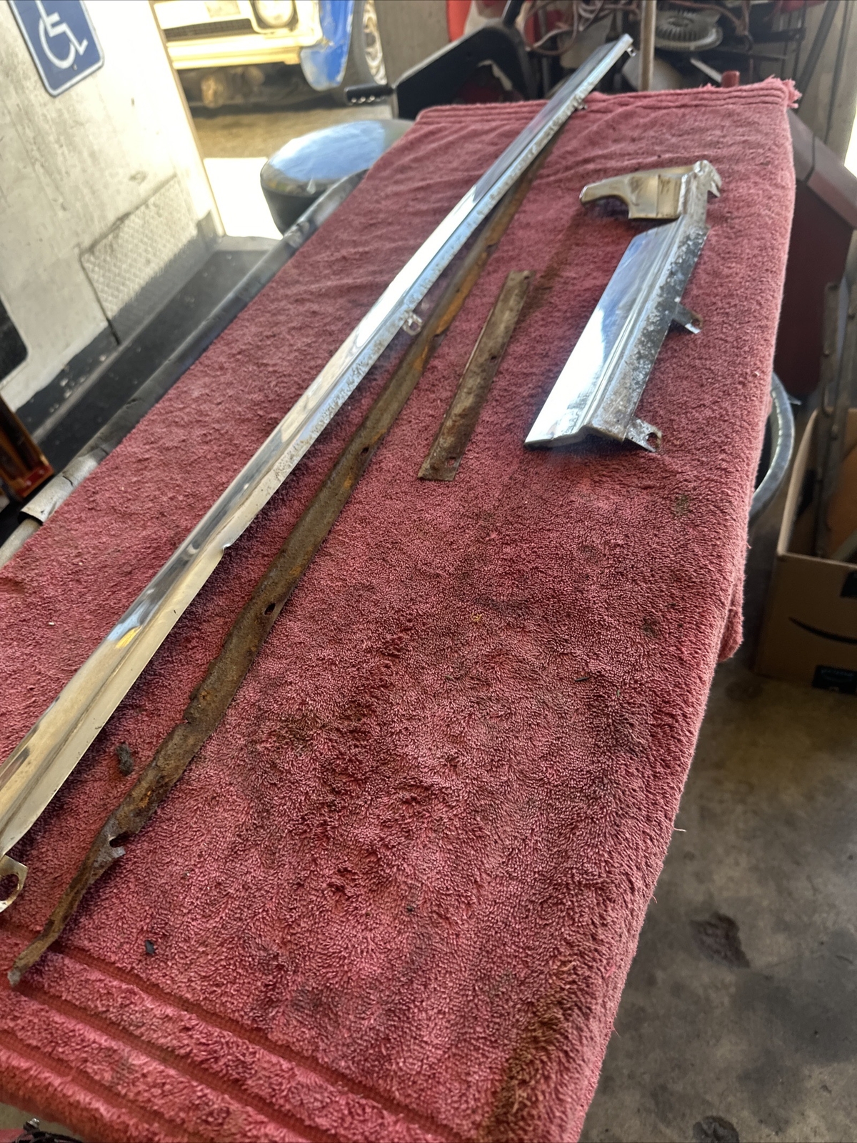 1951 1952 1953 CADILLAC ROCKER Trim DRIVERS SIDE Left ROCKER PANEL ...