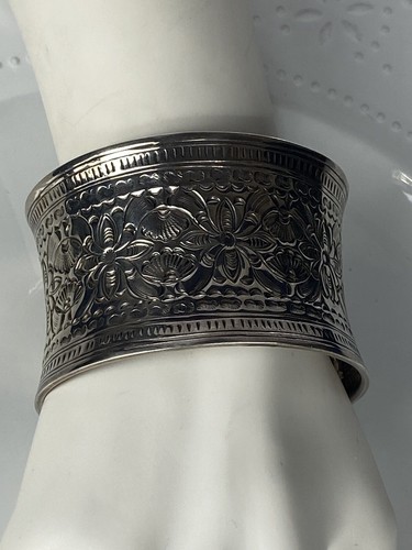 sterling wide floral cuff - Gem