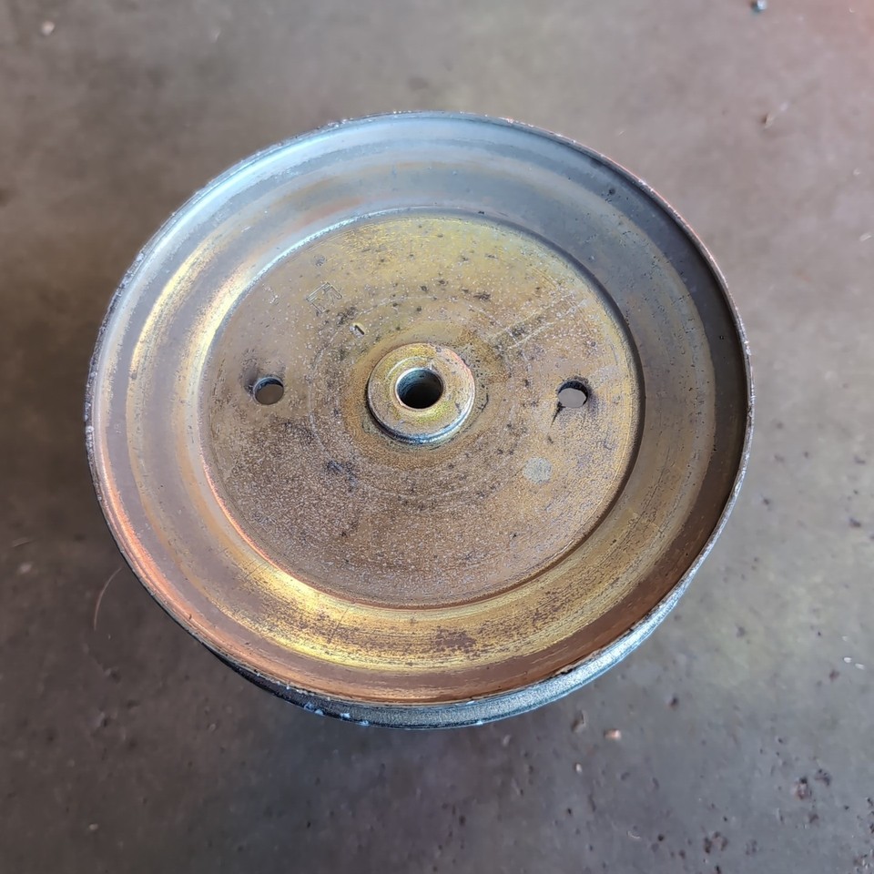 JOHN DEERE ENGINE DRIVE PULLEY 105 115 125 135 D110 D120 D130 L110 L118 ...