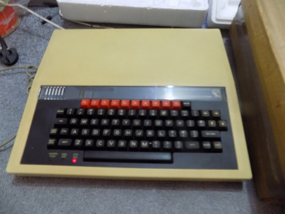 Vintage BBC Micro B Computer with Shipping Box and Polys Plug Tested ...
