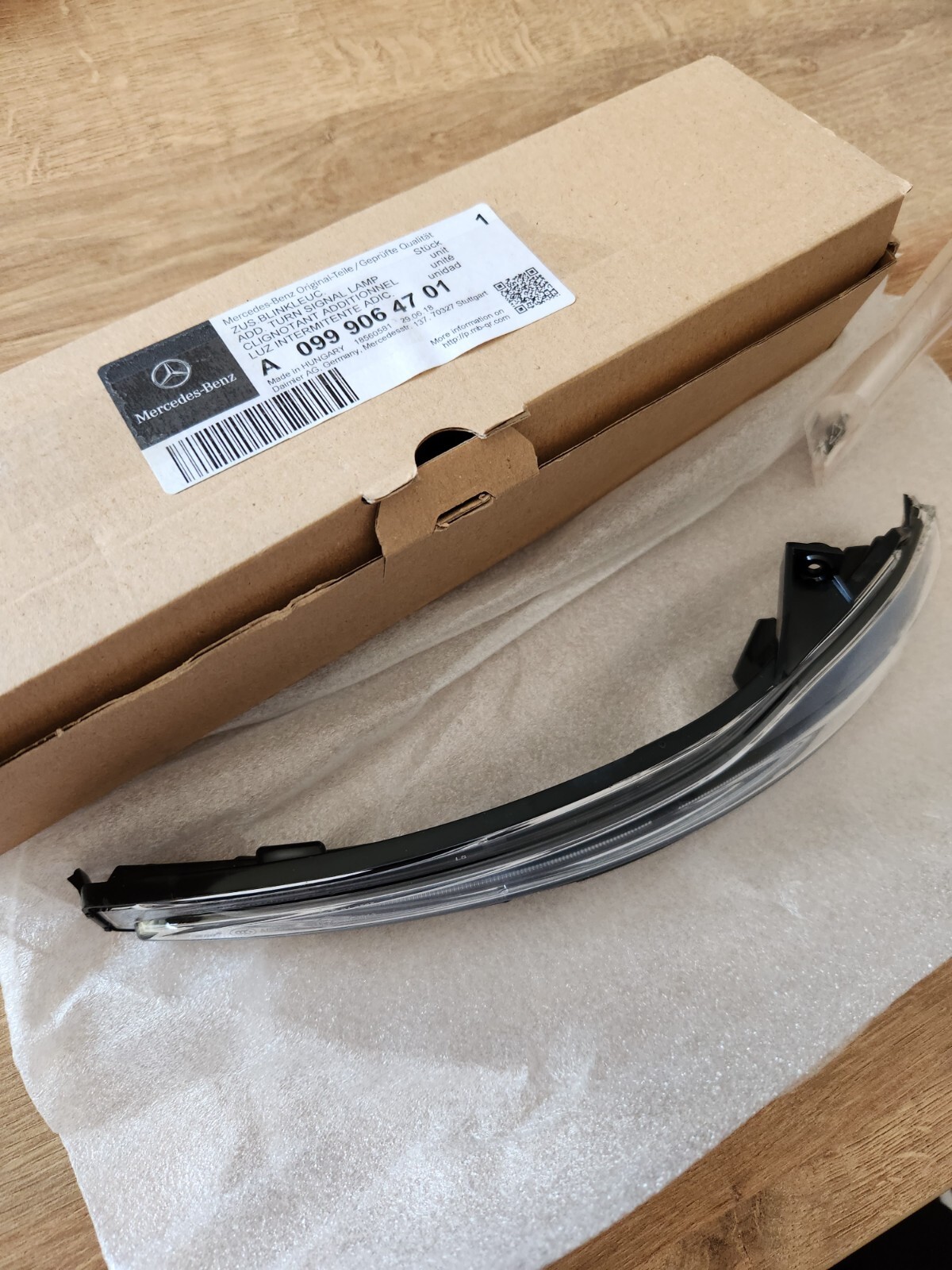 MERCEDES BENZ GENUINE NEW MIRROR INDICATOR TURN SIGNAL LEFT A0999064701 ...