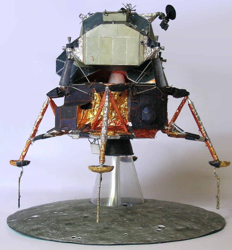 Lunar Module LM-5 1:32 Model FOR Revell Command Service CSM Spacecraft ...