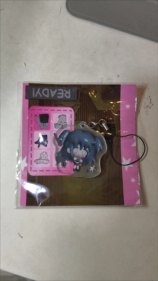 Game Lacey's Wardrobe Lacey Acrylic Keychain Decorative Cell Phone ...