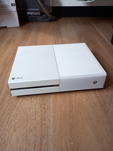 Microsoft Xbox One MODEL 1540 Console Only White-Excellent | eBay