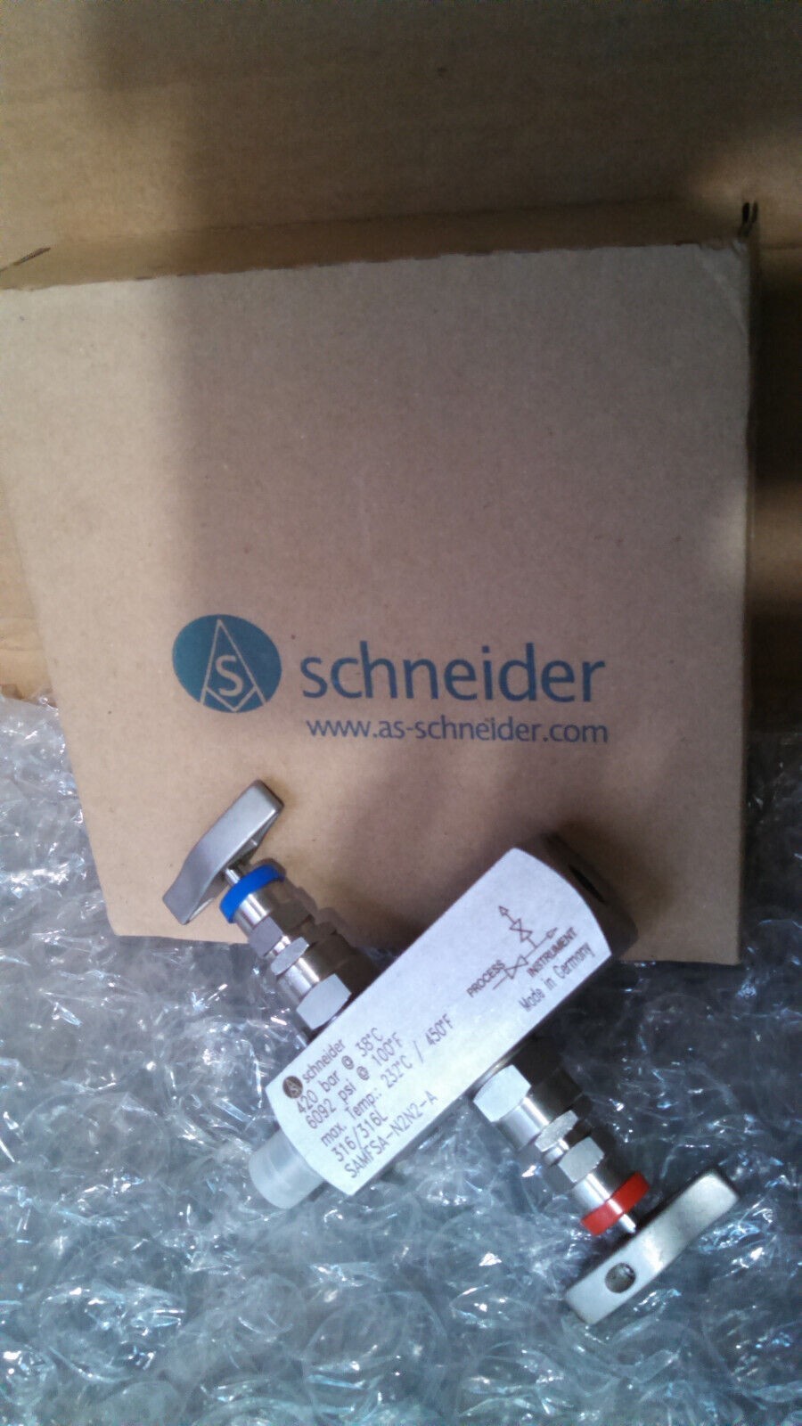 Schneider 1/4 In 316SS 420Bar 232C Block Bleed Manifolds Transducer ...