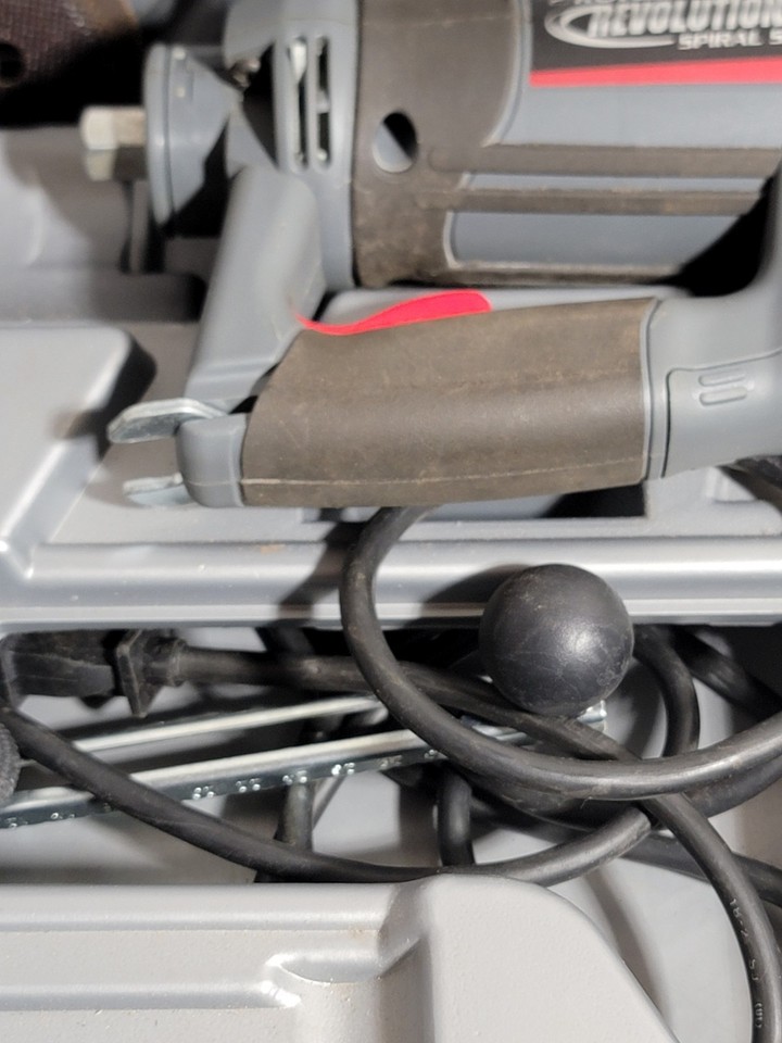 Roto Zip Revolution Spiral Saw Kit Rev01 with Case & Accessories ...