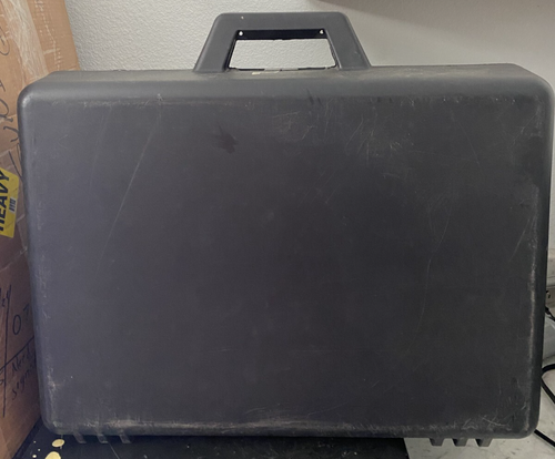 Pelican Hard Shell Protective Case 22 x 16 Foam Insert Black READ ...