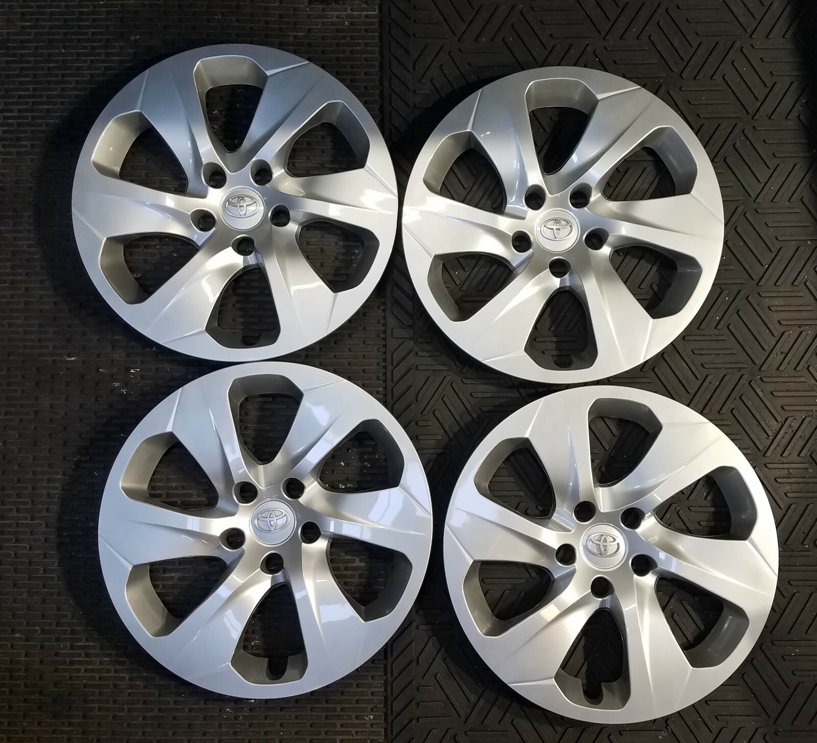 1 New Set 2019 20 21 2022 RAV4 RAV 4 Hubcaps 17" Wheel Covers 61186 | eBay