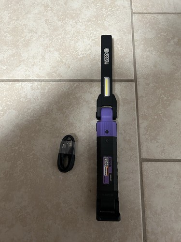 Matco Tools Rechargeable Folding Light. 950 Lumens. A Total Of 3 Lights ...