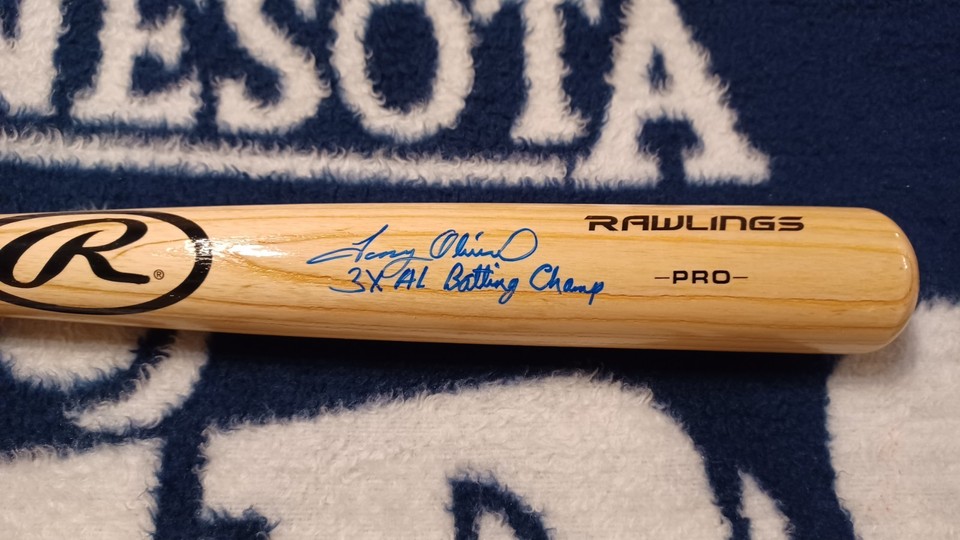 Tony Oliva 2018 Autographed Full Size Bat Rawlings 30/100 ⚾️ HOF Twins ...