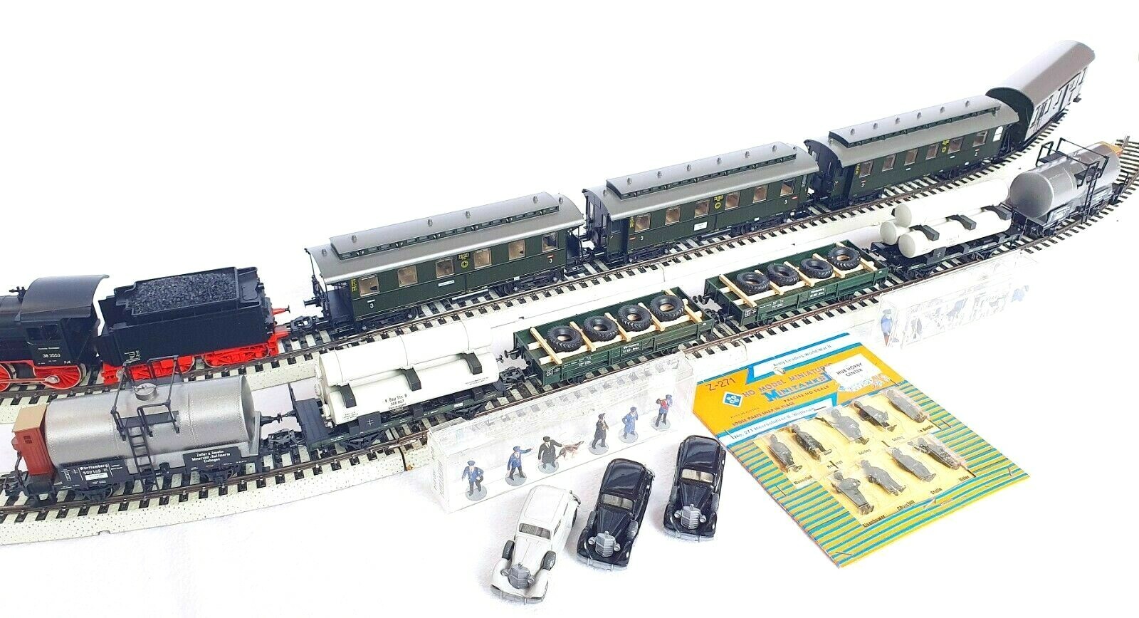 Marklin HO AC German DR WWI GRAF ZEPPELIN & BR-38 LOCOMOTIVE & WAGON ...