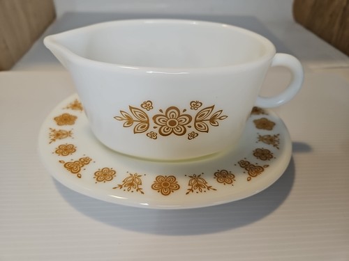 Pyrex Butterfly Gold Gravy Boat Platter Sauce Vintage 1970s Baking ...
