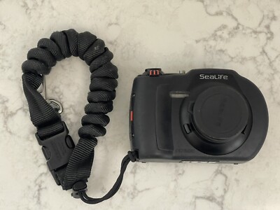 SeaLife DC1200 Underwater Camera & Protective Case With Cetacea Strap ...