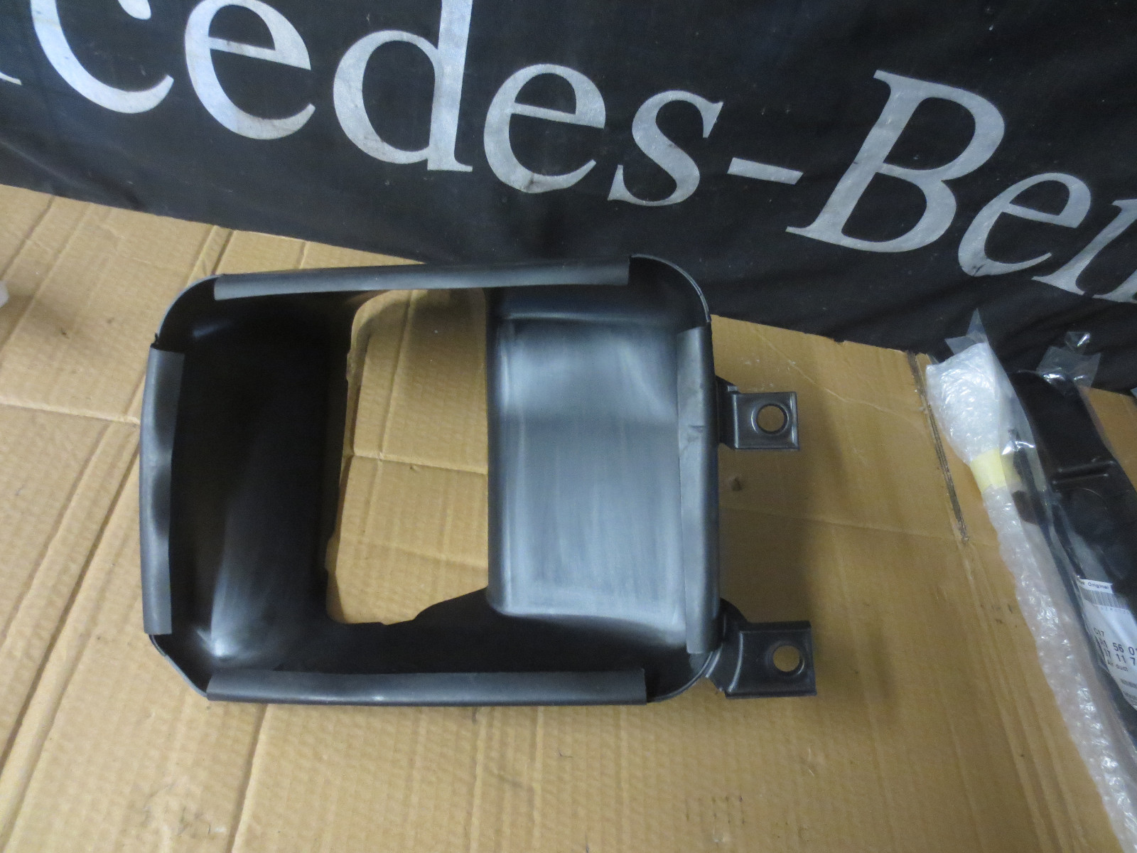 BMW X3 F25 Front Right Air Guide Duct Part No 51 47 7 210 488 | eBay