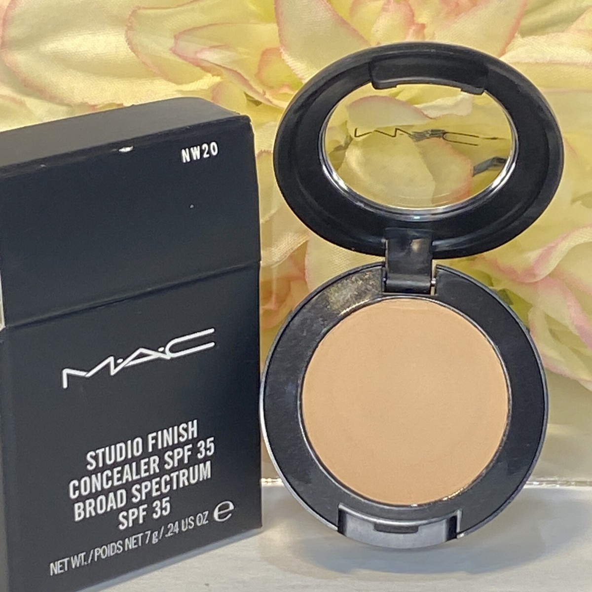 Mac Studio Finish Concealer Nc20