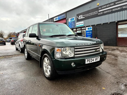 Range Rover Vogue 4.4 V8 Petrol Automatic L322 Green Ultimate Shoot Bus ...