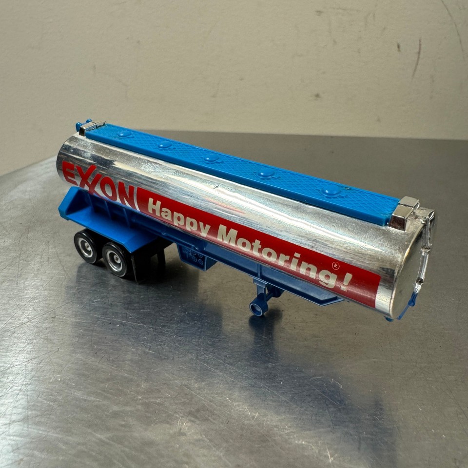 TYCO US-1 Trucking Semi Truck EXXON Gasoline Tanker Trailer HO Slot Car ...