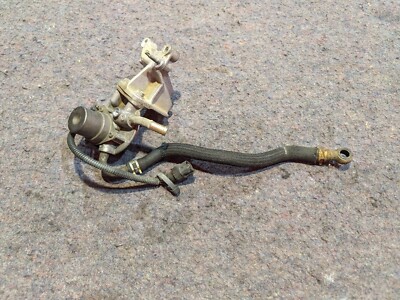 Duramax Sierra Silverado Fuel FILTER HEAD 04-10 LLY LBZ LMM w/Bracket ...