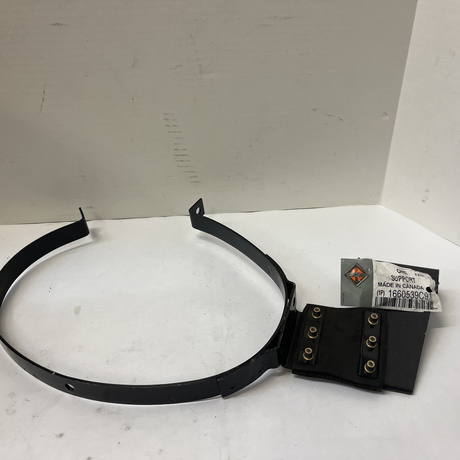 International Muffler Support 1660539C91 NOS for sale online | eBay