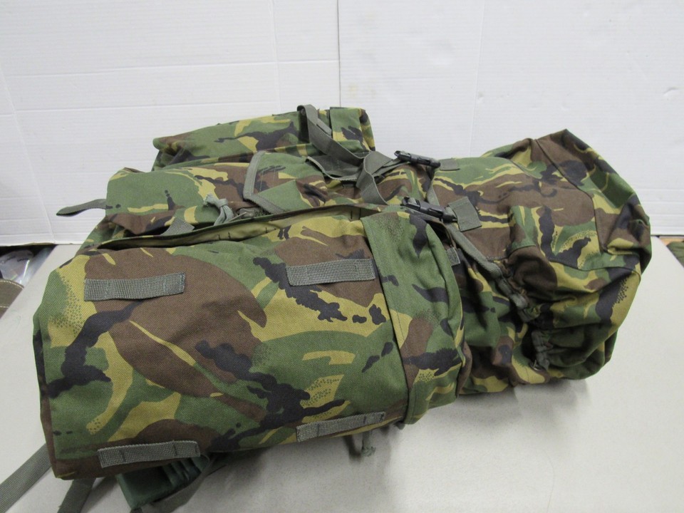 British Army Style Bergen Rucksack Backpack PLCE Side Pouches Woodland ...