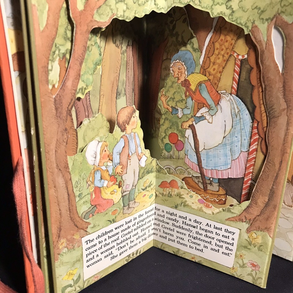 Vintage Pop-Up Carousel Book Hansel And Gretel A. Price Stern Sloan ...