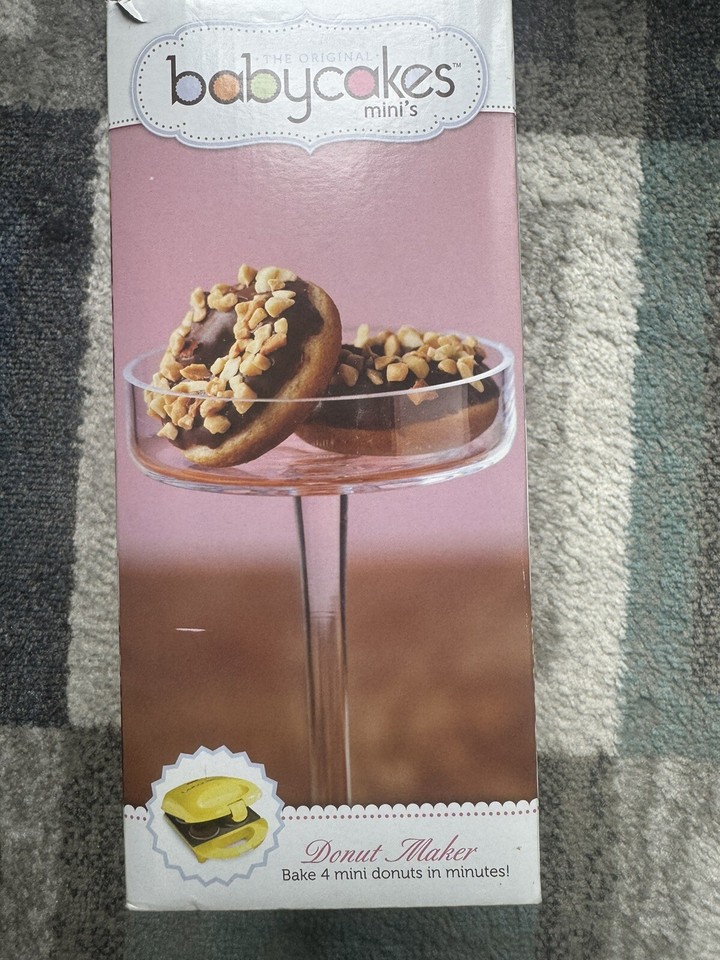 Babycakes Nonstick Coated Mini Donut Maker Yellow (USED) In BOX | eBay