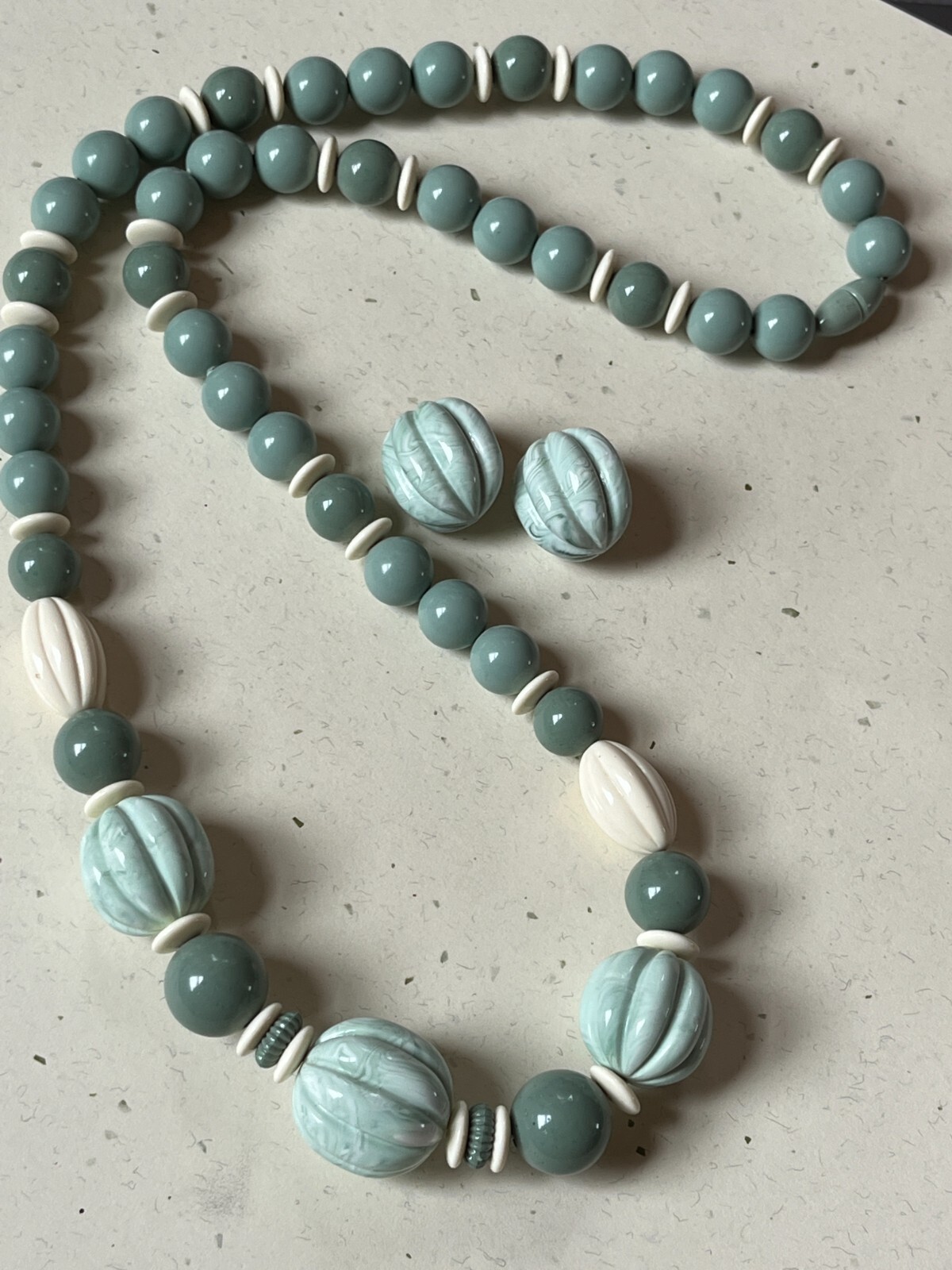 Vintage Demi Cream & Sage Green Round Disk & Ridged M… - Gem