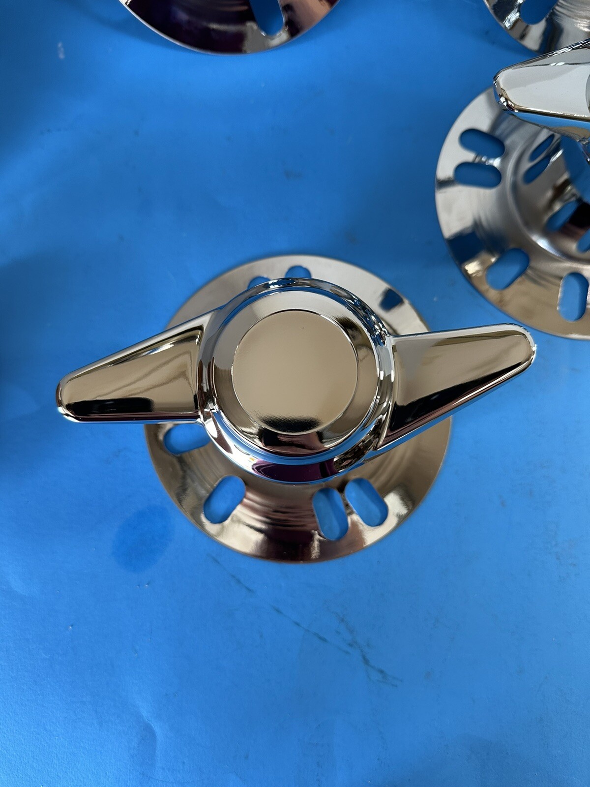 (4) 2 BAR SPINNER CENTER CAPS 5 LUG CRAGAR SST VINTAGE WHEELS 3.17" OD ...