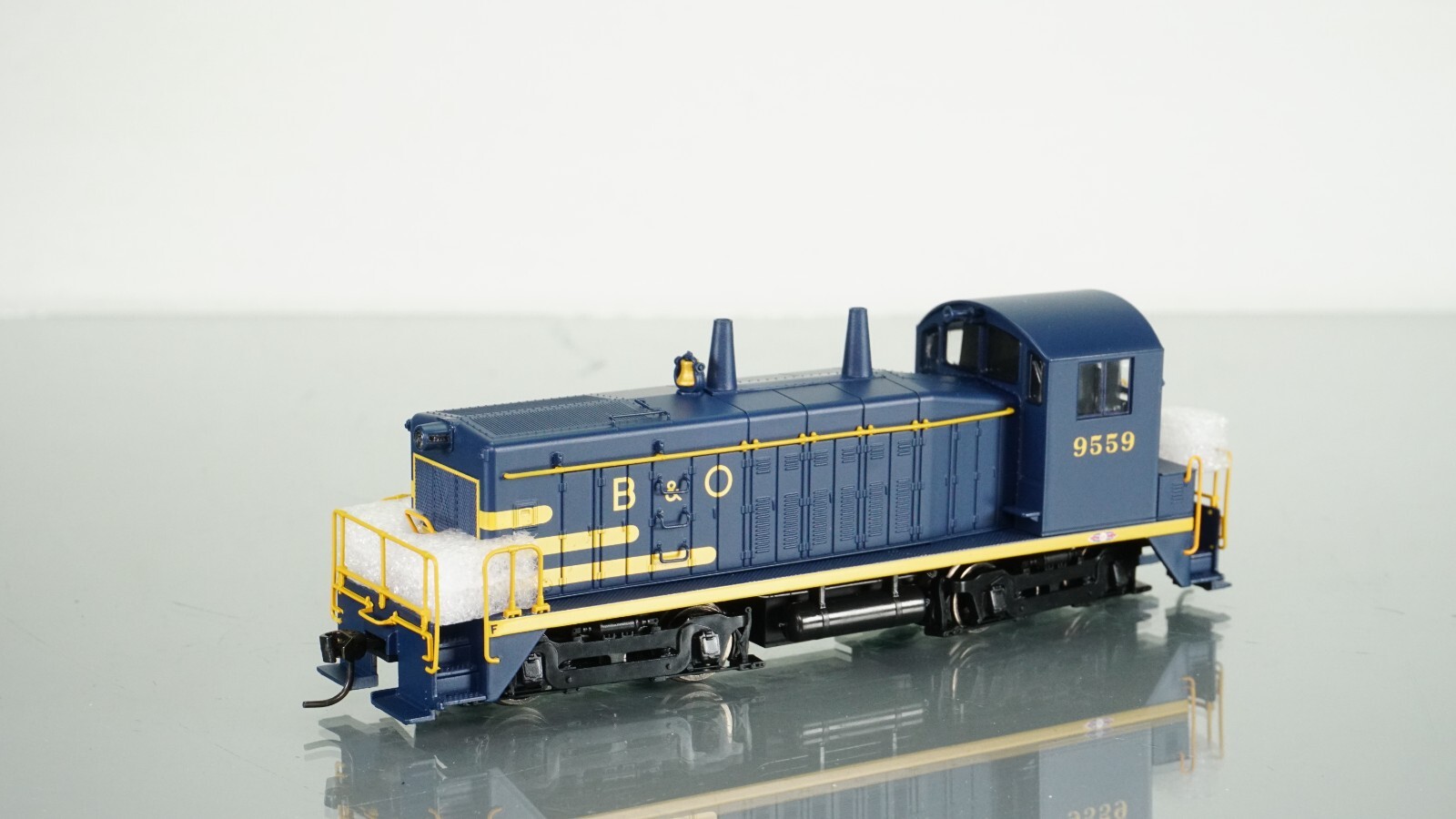 Broadway Limited EMD NW2 Switcher B&O 9559 DCC w/Sound HO scale | eBay