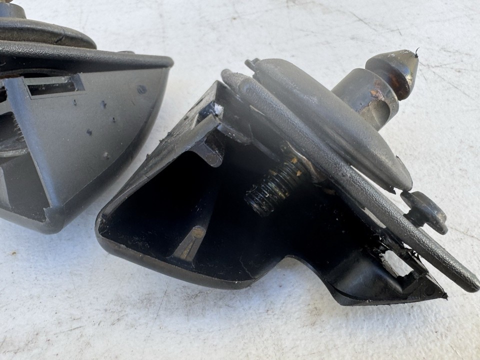 Pontiac Solstice Saturn Sky Convertible Top Rear Trunk Latch Rubber ...