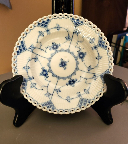 Royal Copenhagen Blue Fluted Full Lace Condiment Dish #1081 | eBay