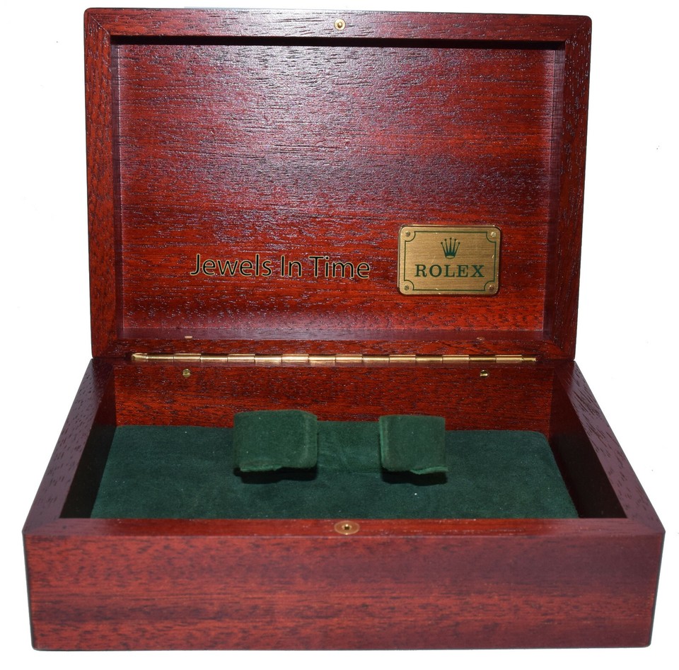 Rolex Daytona Z Movt. Chronograph 18k YG White Dial Mens 40mm Watch ...