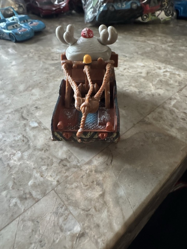 Disney Pixar Cars - REINDEER MATER SAVES CHRISTMAS NO TIRES 1:55 Die ...