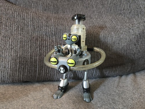 Ben 10 Alien 4" Grey Matter Galvan Prime Ride Vehicle Alien Action ...