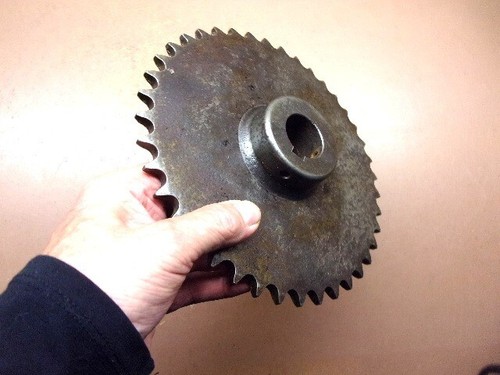 Industrial 8 1/4" Chain Gear Cog Wheel w/Keyed 1 1/4" Center Arbor ...