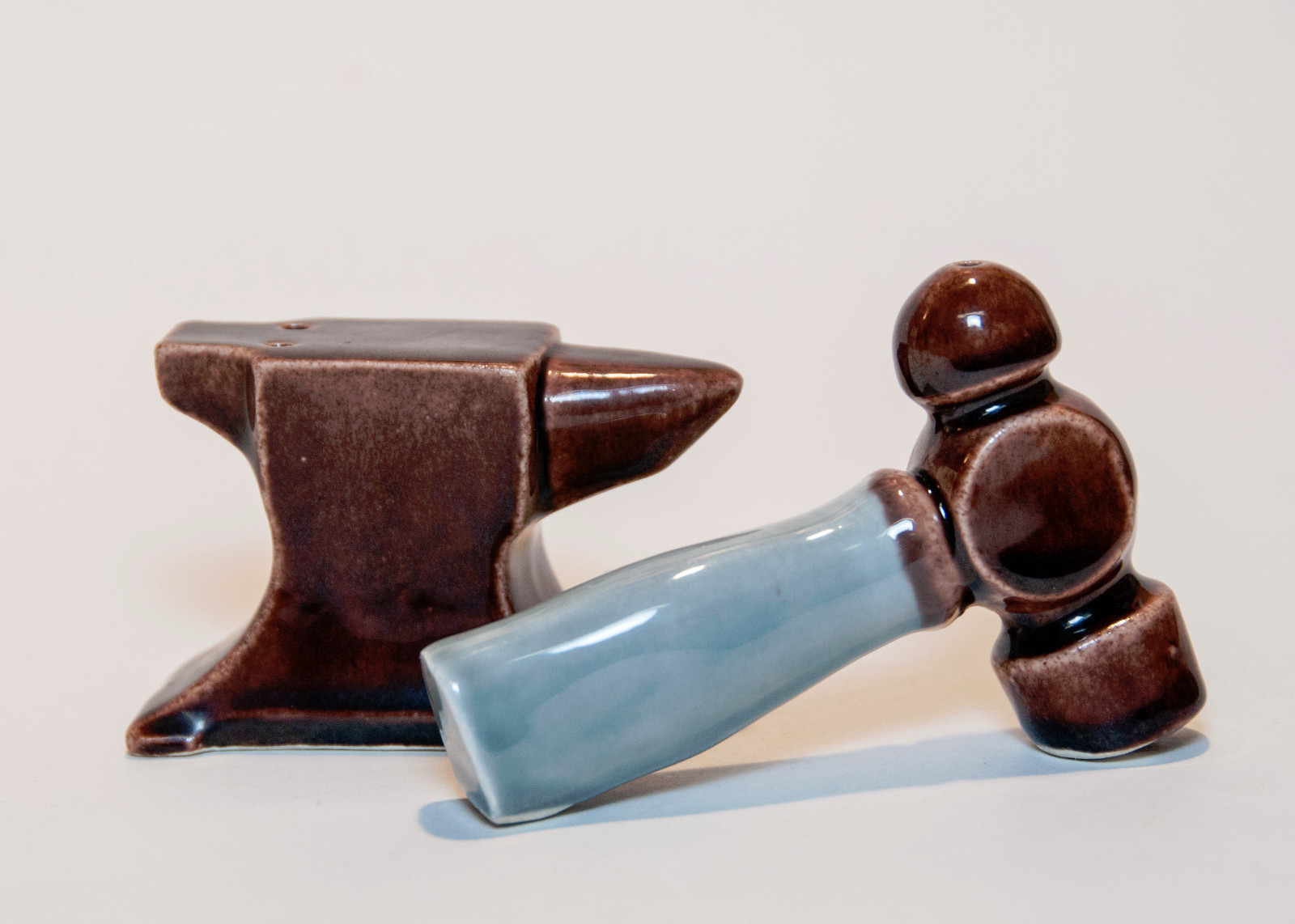 Hammer & Anvil Salt & Pepper Shakers | eBay