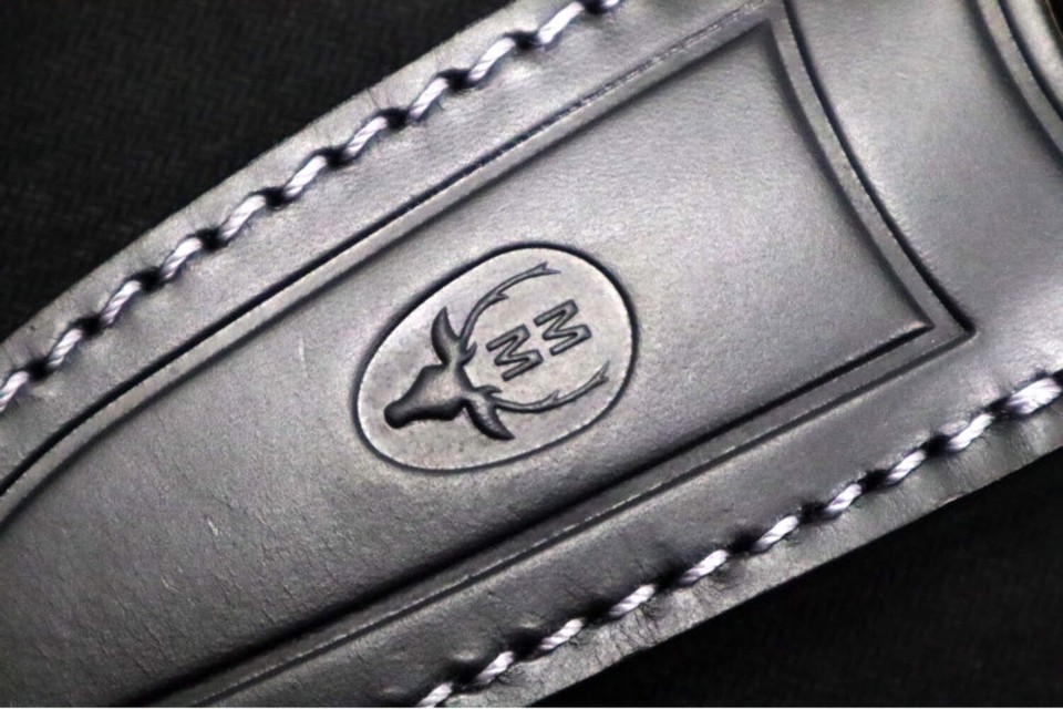 Muela Knives Phantom-12W Fixed Blade - Black Micarta Handle & Red ...