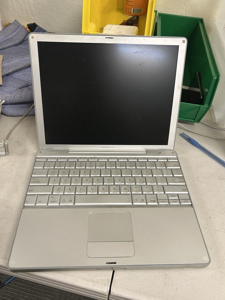 Vintage Apple PowerBook 12” G4 “Aluminum” (1.33GHz/1.25gb/60gb/Tiger) 2 ...