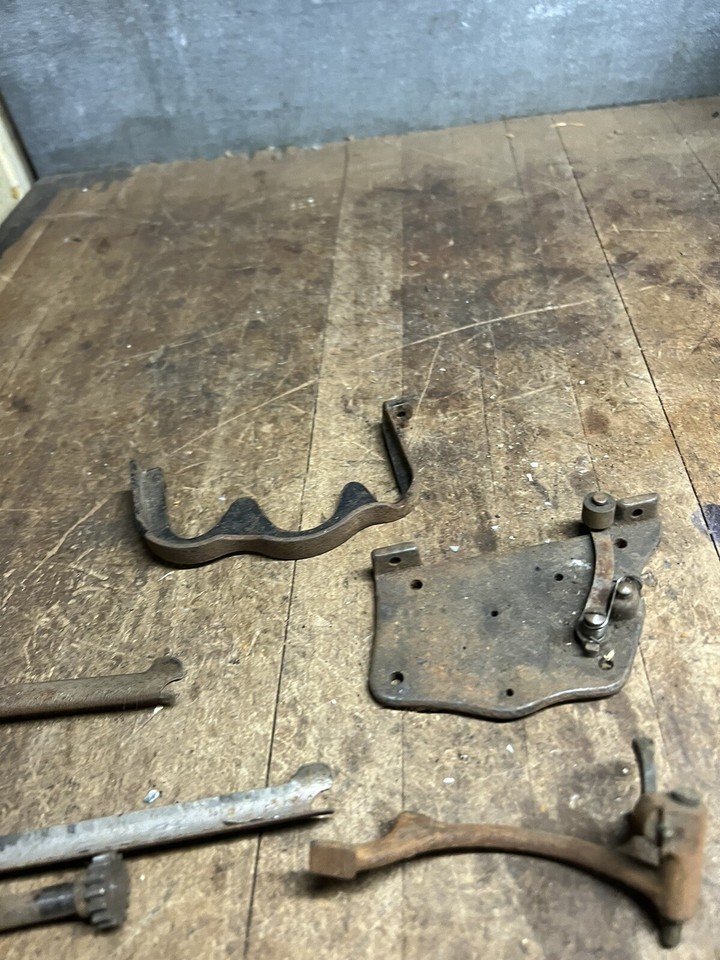 Old RCA Victor Victrola Phonograph Talking Machine Spring Barrel Motor ...