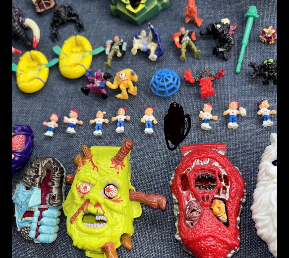 Huge Lot 1990s Mighty Max Action Figure Sets & Pieces Bluebird Skull ...