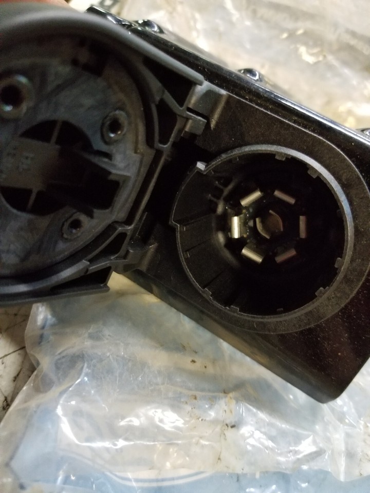 Genuine FORD OEM Ford Trailer Tow Plug In Socket 9C3Z14489A 9C3Z-14489 ...
