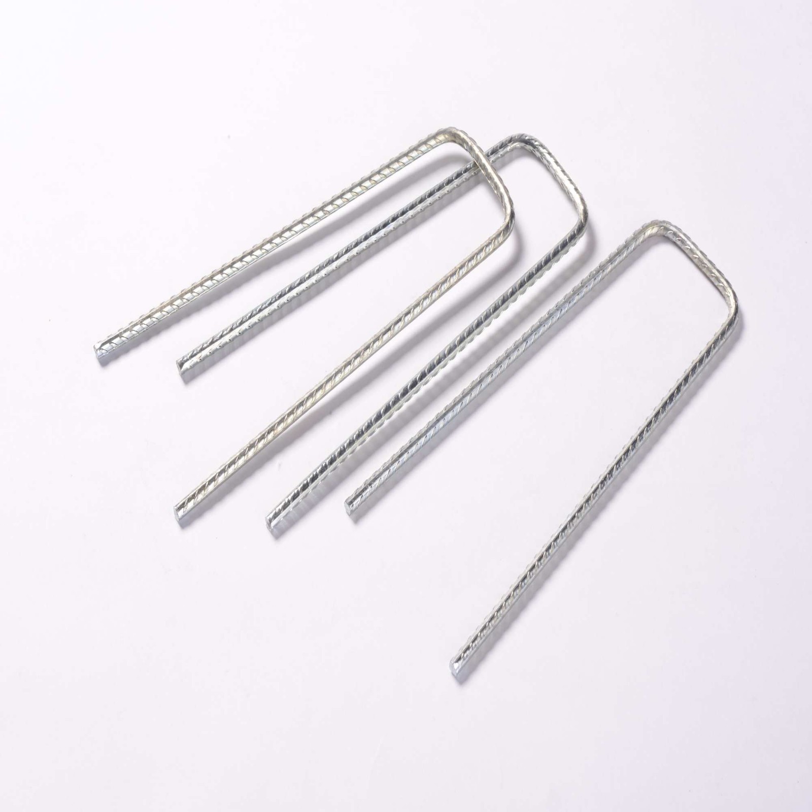 1m x 10m Grass Reinforcement Mesh Lite 10mm Ground Protecta + 50 ...