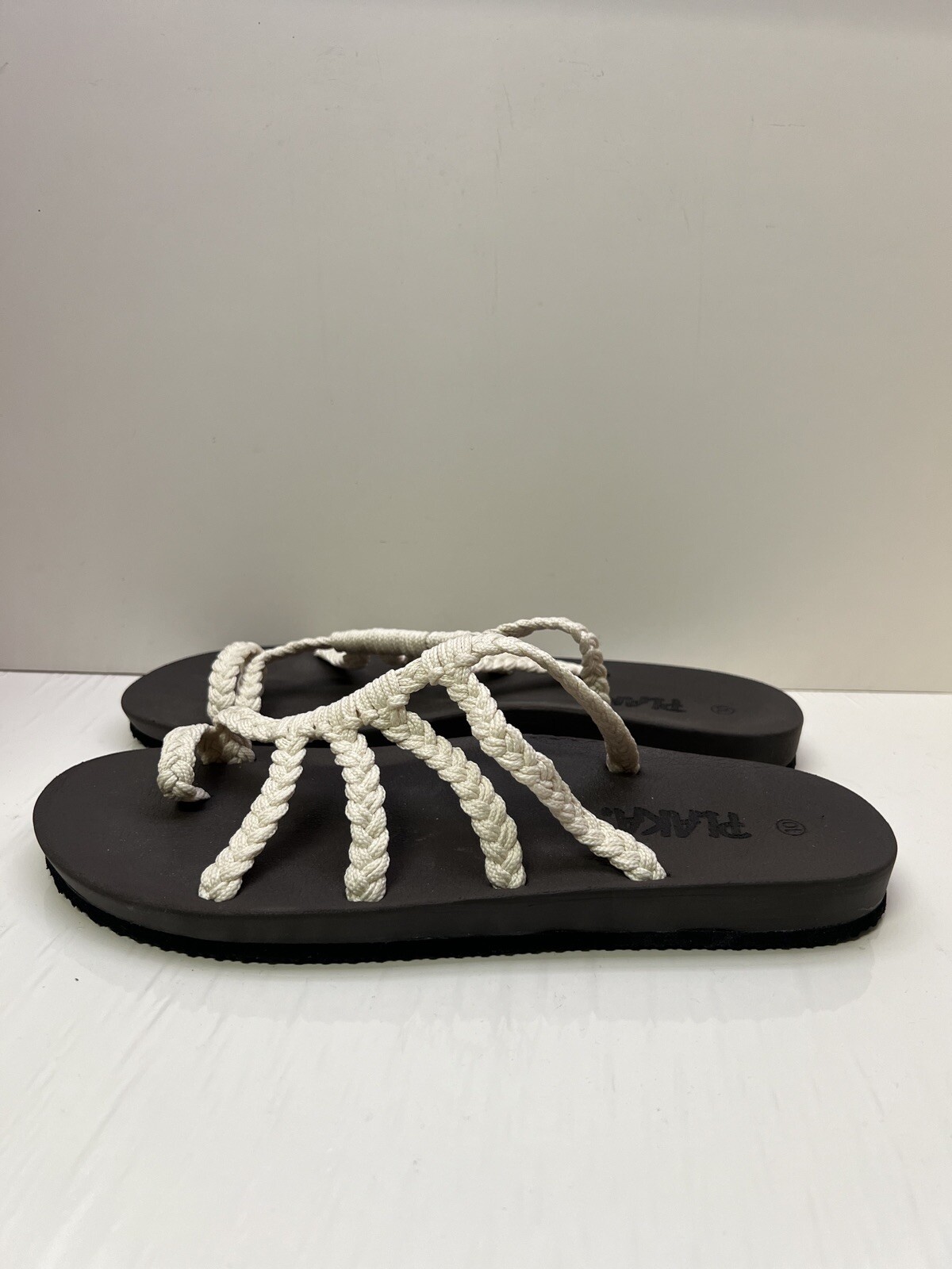 Plaka Women's Sandals Size 10 Beige and Brown Toe Loop Woven Shoes ...