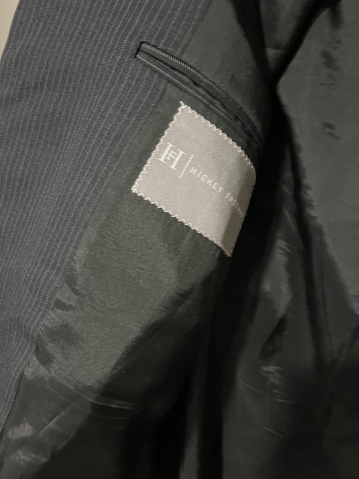 HICKEY FREEMAN COLLECTION SUITE BLAZED / COATS S… - Gem