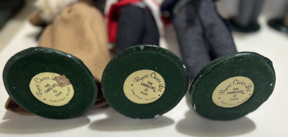 BYERS CHOICE The Caroler’s’ Charles Dickens A CHRISTMAS CAROL Lot of 10 ...