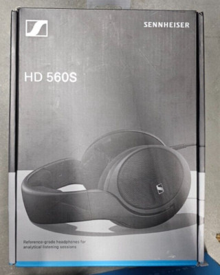 Sennheiser HD 560S Over-The-Ear Audiophile Open Back Wired Headphones ...